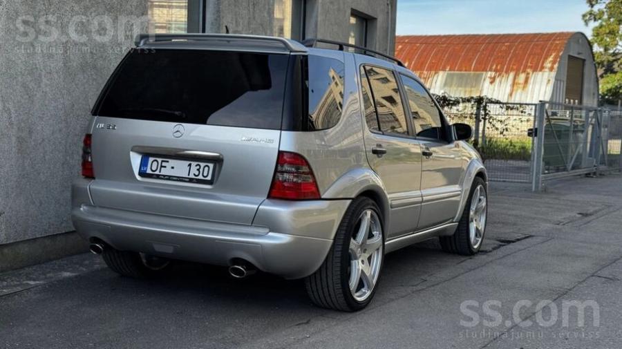 Grey Mercedes-Benz ml-55-amg 2002 in Jurmala, with an engine capacity of 5.50 L and mileage of 223 thousand km for 13200 €, photo 16 on AUTOMOTO.COM.LV