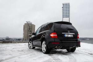 Melns Mercedes-Benz ML 550 2010 Jonava, ar dzinēja tilpumu 5.50 L un nobraukumu 330 tūkst. km par 9000 €, foto 4 vietnē AUTOMOTO.COM.LV