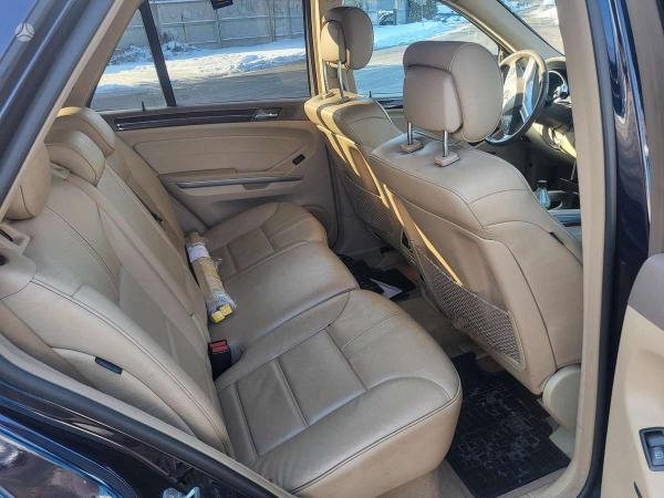 Zils Mercedes-Benz ML 550 2011 Kauņa, ar dzinēja tilpumu 5.46 L un nobraukumu 290 tūkst. km par 8500 €, foto 6 vietnē AUTOMOTO.COM.LV