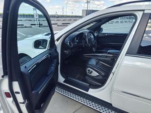 Balts Mercedes-Benz ML 550 2008 Kauņa, ar dzinēja tilpumu 5.46 L un nobraukumu 292 tūkst. km par 8000 €, foto 10 vietnē AUTOMOTO.COM.LV