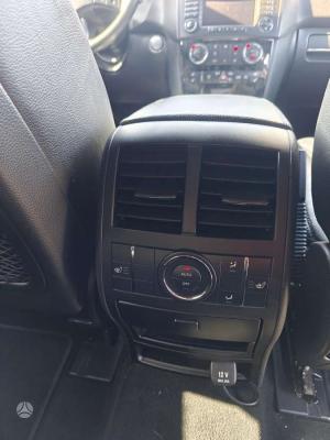 Balts Mercedes-Benz ML 550 2008 Kauņa, ar dzinēja tilpumu 5.46 L un nobraukumu 292 tūkst. km par 8000 €, foto 19 vietnē AUTOMOTO.COM.LV