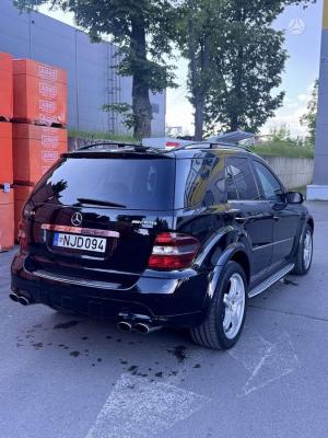 Черный Мерседес МЛ 63 АМГ 2008 в Алитус, объемом двигателя 6.21 л и пробегом 264 тыс. км за 11500 €, фото 5 на AUTOMOTO.COM.LV