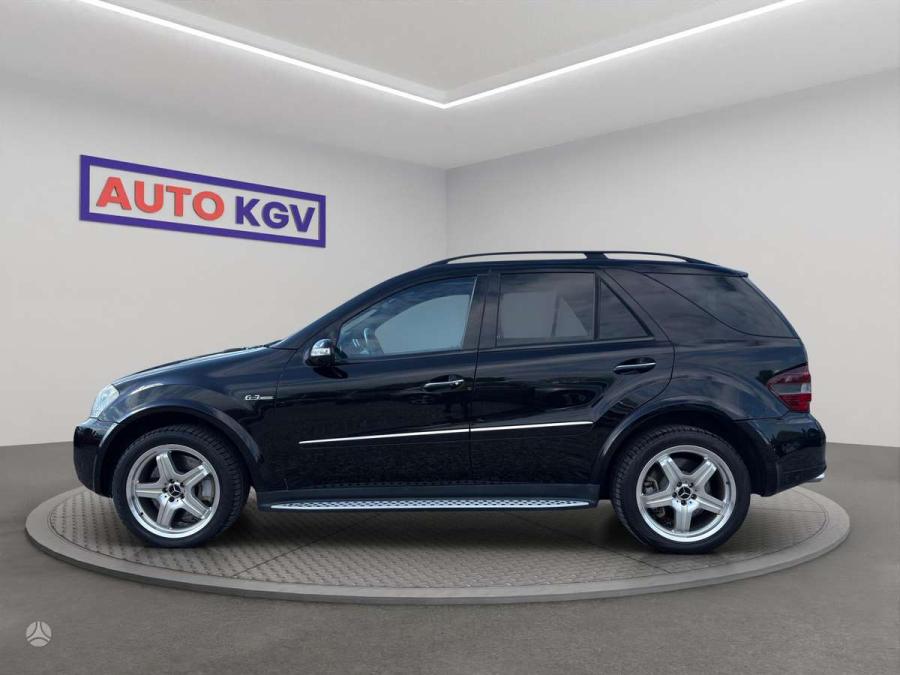 Black Mercedes-Benz ml-63-amg 2008 in Kaunas, with an engine capacity of 6.20 L and mileage of 242 thousand km for 11999 €, photo 3 on AUTOMOTO.COM.LV