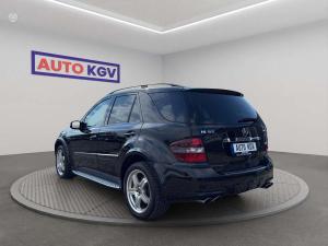 Black Mercedes-Benz ml-63-amg 2008 in Kaunas, with an engine capacity of 6.20 L and mileage of 242 thousand km for 11999 €, photo 4 on AUTOMOTO.COM.LV