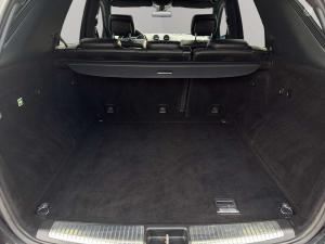 Black Mercedes-Benz ml-63-amg 2008 in Kaunas, with an engine capacity of 6.20 L and mileage of 242 thousand km for 11999 €, photo 12 on AUTOMOTO.COM.LV
