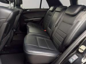 Black Mercedes-Benz ml-63-amg 2008 in Kaunas, with an engine capacity of 6.20 L and mileage of 242 thousand km for 11999 €, photo 13 on AUTOMOTO.COM.LV