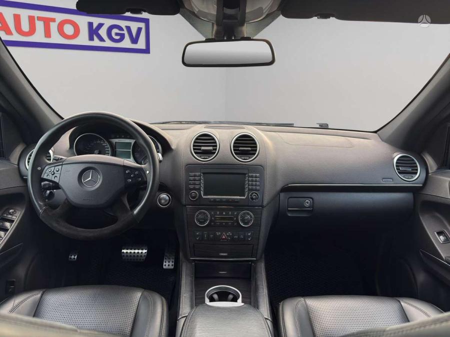 Black Mercedes-Benz ml-63-amg 2008 in Kaunas, with an engine capacity of 6.20 L and mileage of 242 thousand km for 11999 €, photo 14 on AUTOMOTO.COM.LV