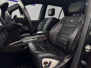 Black Mercedes-Benz ml-63-amg 2008 in Kaunas, with an engine capacity of 6.20 L and mileage of 242 thousand km for 11999 €, photo 16 on AUTOMOTO.COM.LV