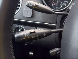 Black Mercedes-Benz ml-63-amg 2008 in Kaunas, with an engine capacity of 6.20 L and mileage of 242 thousand km for 11999 €, photo 19 on AUTOMOTO.COM.LV