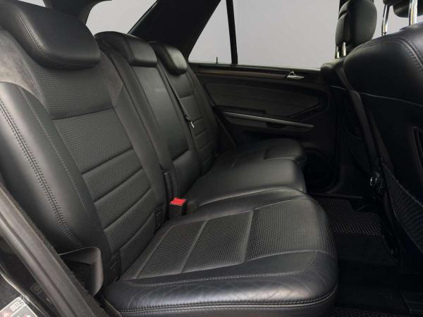Melns Mercedes-Benz ml-63-amg 2008 Kauņa, ar dzinēja tilpumu 6.20 L un nobraukumu 242 tūkst. km par 11999 €, foto 10 vietnē AUTOMOTO.COM.LV