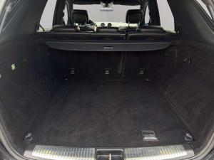 Black Mercedes-Benz ml-63-amg 2008 in Kaunas, with an engine capacity of 6.20 L and mileage of 242 thousand km for 11999 €, photo 12 on AUTOMOTO.COM.LV