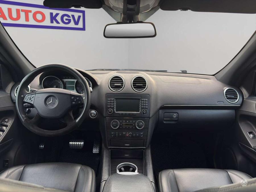Black Mercedes-Benz ml-63-amg 2008 in Kaunas, with an engine capacity of 6.20 L and mileage of 242 thousand km for 11999 €, photo 14 on AUTOMOTO.COM.LV