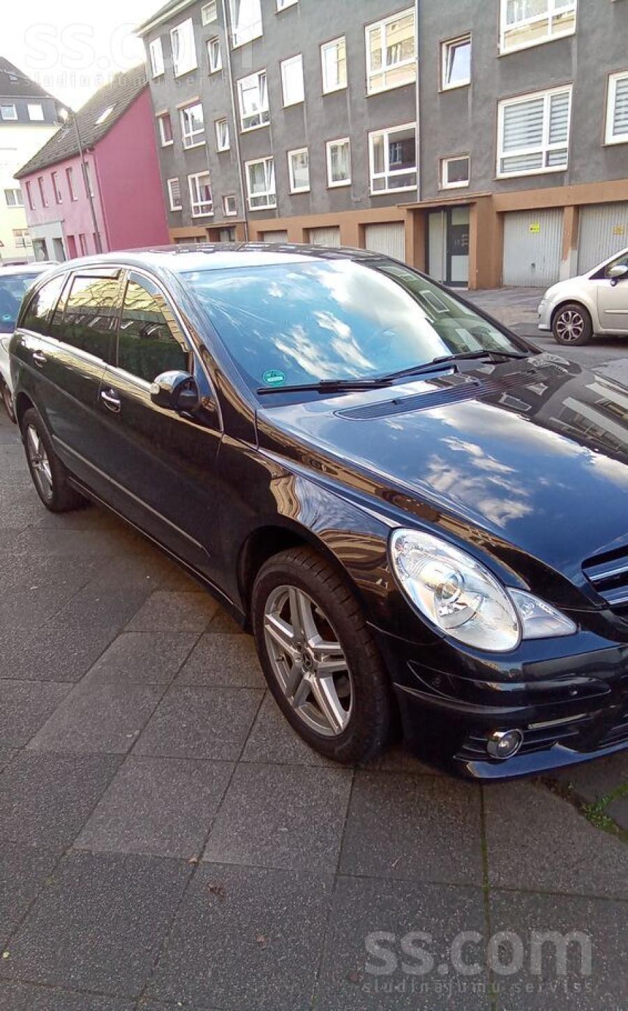 Black Mercedes-Benz r-280 2009 in Riga, with an engine capacity of 3.00 L and mileage of 283 thousand km for 7000 €, photo 21 on AUTOMOTO.COM.LV