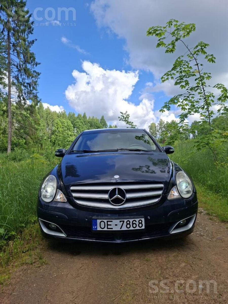 Blue Mercedes-Benz r-280 2007 in Daugavpils, with an engine capacity of 3.00 L and mileage of 312 thousand km for 2900 €, photo 1 on AUTOMOTO.COM.LV