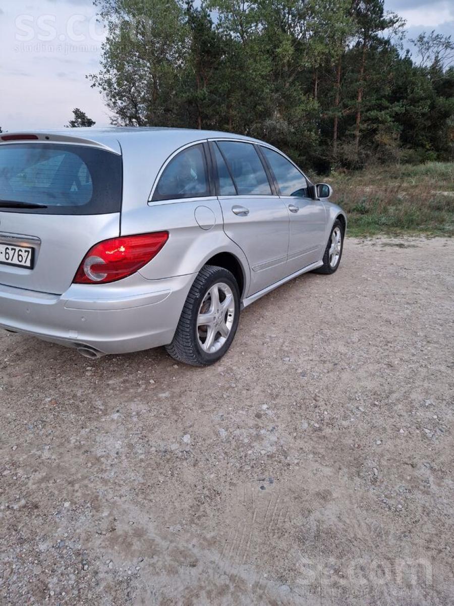 Grey Mercedes-Benz r-280 2007 in Liepaja, with an engine capacity of 3.00 L and mileage of 263 thousand km for 3250 €, photo 4 on AUTOMOTO.COM.LV