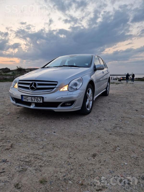 Grey Mercedes-Benz r-280 2007 in Liepaja, with an engine capacity of 3.00 L and mileage of 263 thousand km for 3250 €, photo 5 on AUTOMOTO.COM.LV