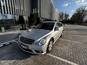 Pelēks Mercedes-Benz r-280 2010 Kauņa, ar dzinēja tilpumu 2.99 L un nobraukumu 422 tūkst. km par 3200 €, foto  vietnē AUTOMOTO.COM.LV