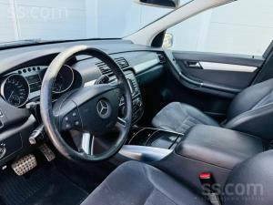 Mercedes-Benz r-280 2010 in Riga, with an engine capacity of 3.00 L and mileage of 332 thousand km for 4900 €, photo 8 on AUTOMOTO.COM.LV