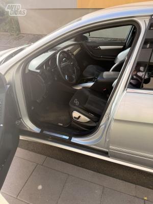 Mercedes-Benz r-280 2007 in Jonava, with an engine capacity of 3.00 L and mileage of 322 thousand km for 2700 €, photo 8 on AUTOMOTO.COM.LV