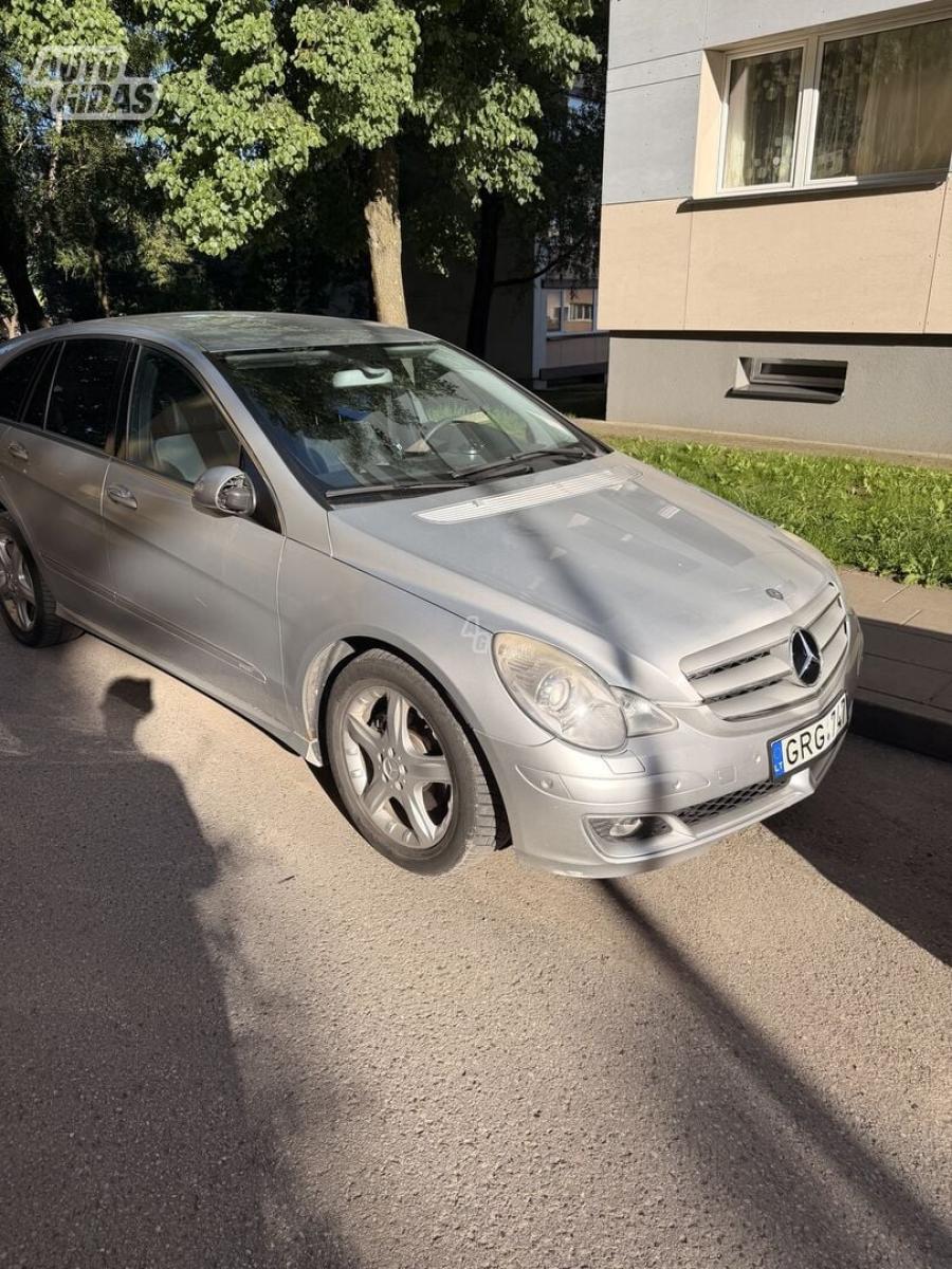 Mercedes-Benz r-280 2007 in Jonava, with an engine capacity of 3.00 L and mileage of 322 thousand km for 2700 €, photo 10 on AUTOMOTO.COM.LV