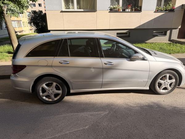 Mercedes-Benz r-280 2007 in Jonava, with an engine capacity of 3.00 L and mileage of 322 thousand km for 2700 €, photo 10 on AUTOMOTO.COM.LV