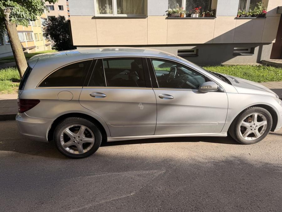 Mercedes-Benz r-280 2007 in Jonava, with an engine capacity of 3.00 L and mileage of 322 thousand km for 2700 €, photo 11 on AUTOMOTO.COM.LV