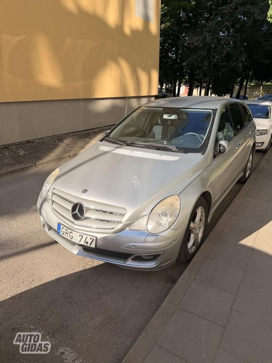 Mercedes-Benz r-280 2007 in Jonava, with an engine capacity of 3.00 L and mileage of 322 thousand km for 2700 €, photo 12 on AUTOMOTO.COM.LV