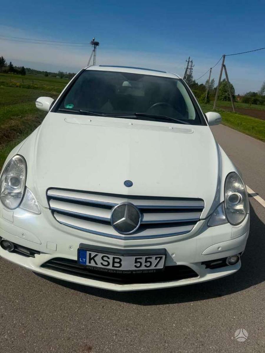 White Mercedes-Benz r-280 2007 in Gargzdai, with an engine capacity of 2.99 L and mileage of 282 thousand km for 3500 €, photo 5 on AUTOMOTO.COM.LV