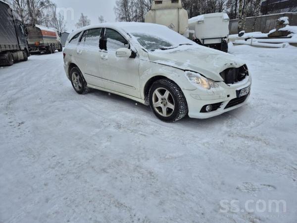 Balts Mercedes-Benz r-280 2010 Rīga, ar dzinēja tilpumu 3.00 L un nobraukumu 310 tūkst. km par 2950 €, foto 2 vietnē AUTOMOTO.COM.LV