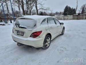 Balts Mercedes-Benz r-280 2010 Rīga, ar dzinēja tilpumu 3.00 L un nobraukumu 310 tūkst. km par 2950 €, foto 4 vietnē AUTOMOTO.COM.LV