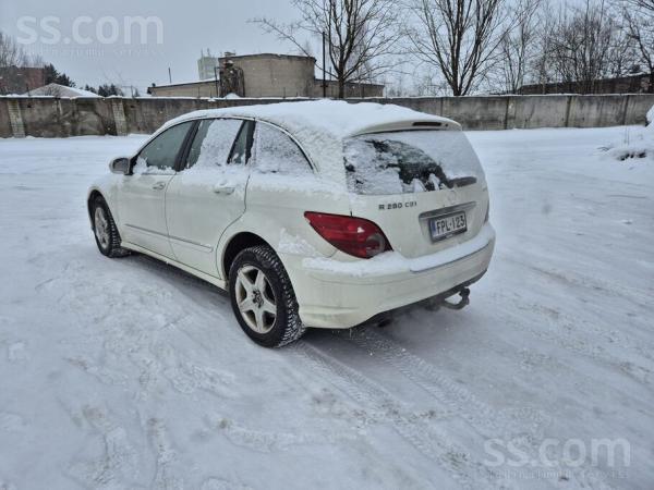 Balts Mercedes-Benz r-280 2010 Rīga, ar dzinēja tilpumu 3.00 L un nobraukumu 310 tūkst. km par 2950 €, foto 4 vietnē AUTOMOTO.COM.LV