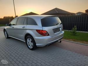 Серый Мерседес r-300 2010 в Клайпеда, объемом двигателя 3.00 л и пробегом 246 тыс. км за 4990 €, фото 6 на AUTOMOTO.COM.LV