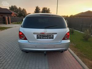 Серый Мерседес r-300 2010 в Клайпеда, объемом двигателя 3.00 л и пробегом 246 тыс. км за 4990 €, фото 7 на AUTOMOTO.COM.LV