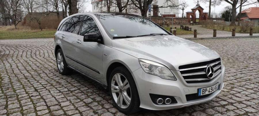 Grey Mercedes-Benz r-300 2011 in Siauliai, with an engine capacity of 3.00 L and mileage of 231 thousand km for 7500 €, photo 2 on AUTOMOTO.COM.LV