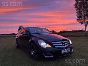 Black Mercedes-Benz R 320 2006 in Gulbene, with an engine capacity of 3.00 L and mileage of 372 thousand km for 4000 €, photo 6 on AUTOMOTO.COM.LV