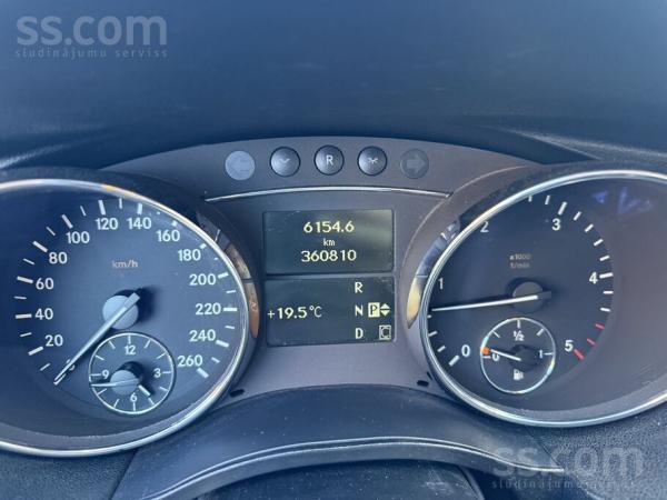 Мерседес Р 320 2007 в Даугавпилс на AUTOMOTO.COM.LV Черный Мерседес Р 320 2007 в Даугавпилс, объемом двигателя 3.00 л и пробегом 360 тыс. км за 3000 €, фото 5 на AUTOMOTO.COM.LV