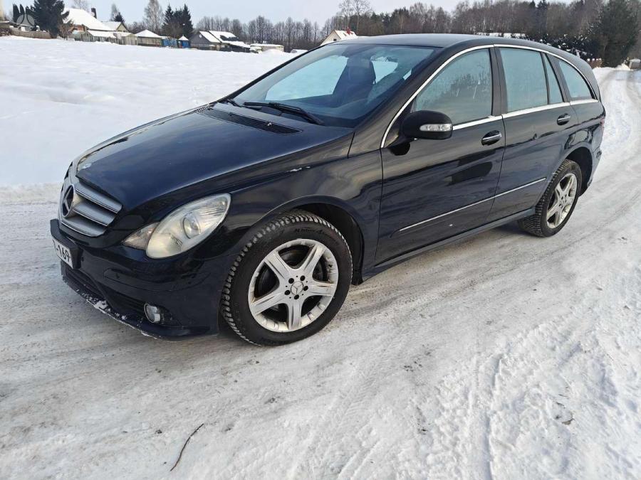 Melns Mercedes-Benz R 320 2008 Klaipėda, ar dzinēja tilpumu 3.00 L un nobraukumu 278 tūkst. km par 3990 €, foto 1 vietnē AUTOMOTO.COM.LV