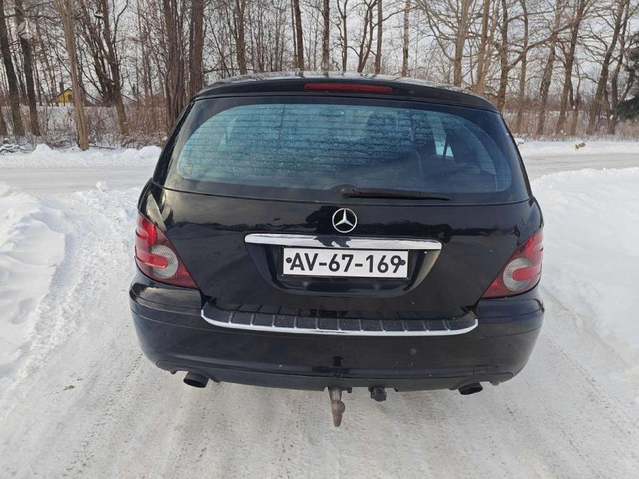 Melns Mercedes-Benz R 320 2008 Klaipėda, ar dzinēja tilpumu 3.00 L un nobraukumu 278 tūkst. km par 3990 €, foto 7 vietnē AUTOMOTO.COM.LV