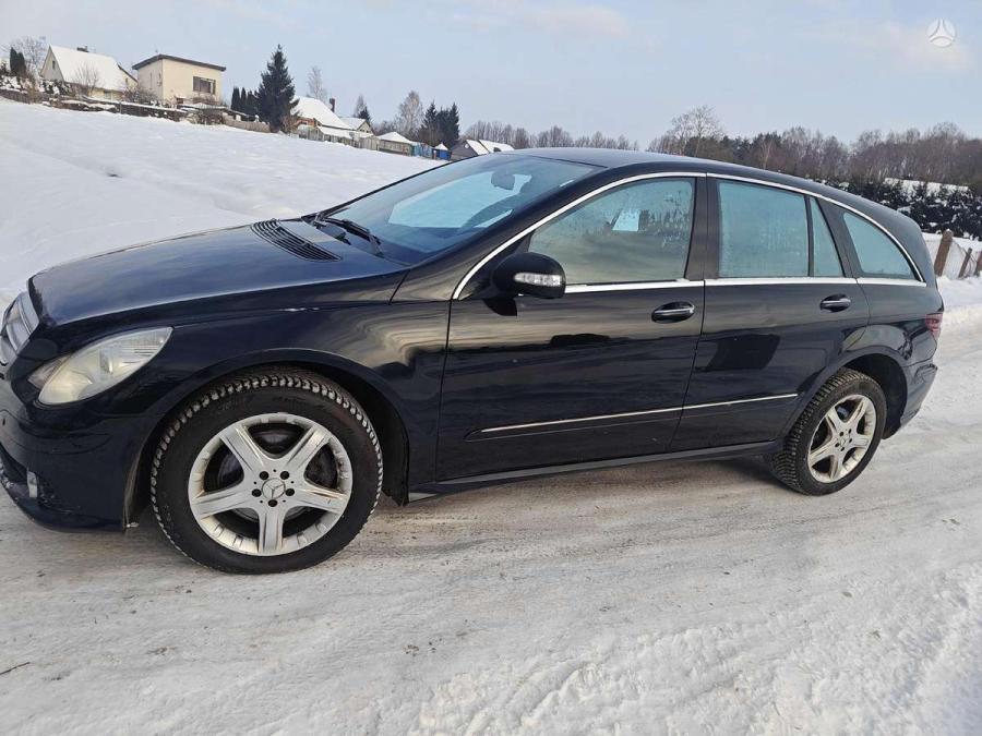Melns Mercedes-Benz R 320 2008 Klaipėda, ar dzinēja tilpumu 3.00 L un nobraukumu 278 tūkst. km par 3990 €, foto 10 vietnē AUTOMOTO.COM.LV