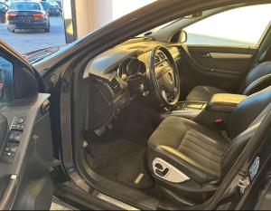 Melns Mercedes-Benz R 320 2008 Klaipėda, ar dzinēja tilpumu 3.00 L un nobraukumu 278 tūkst. km par 3990 €, foto 12 vietnē AUTOMOTO.COM.LV