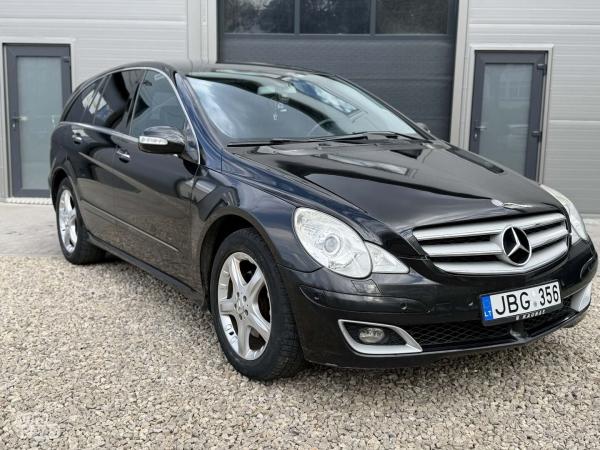 Black Mercedes-Benz R 320 2006 in Kaunas, with an engine capacity of 3.20 L and mileage of 402 thousand km for 2450 €, photo 6 on AUTOMOTO.COM.LV