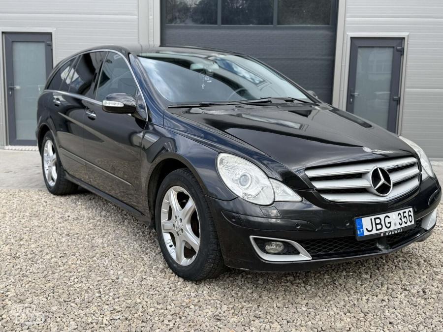 Melns Mercedes-Benz R 320 2006 Kauņa, ar dzinēja tilpumu 3.20 L un nobraukumu 402 tūkst. km par 2450 €, foto 7 vietnē AUTOMOTO.COM.LV