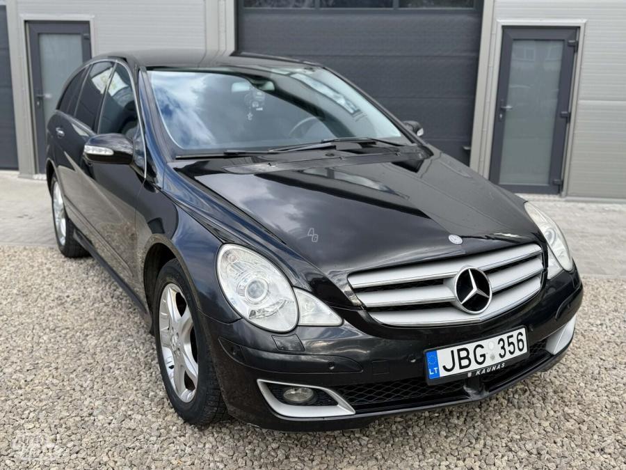 Melns Mercedes-Benz R 320 2006 Kauņa, ar dzinēja tilpumu 3.20 L un nobraukumu 402 tūkst. km par 2450 €, foto 8 vietnē AUTOMOTO.COM.LV
