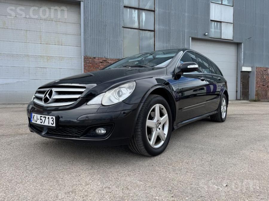 Black Mercedes-Benz R 320 2006 in Jekabpils, with an engine capacity of 3.20 L and mileage of 0 thousand km for 5300 €, photo 1 on AUTOMOTO.COM.LV