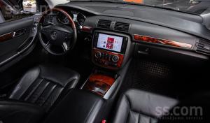 Black Mercedes-Benz R 320 2006 in Jelgava, with an engine capacity of 3.20 L and mileage of 220 thousand km for 4200 €, photo 11 on AUTOMOTO.COM.LV