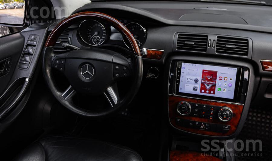 Black Mercedes-Benz R 320 2006 in Jelgava, with an engine capacity of 3.20 L and mileage of 220 thousand km for 4200 €, photo 12 on AUTOMOTO.COM.LV