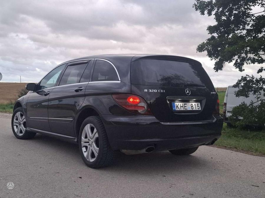 Черный Мерседес Р 320 2006 в Каунас, объемом двигателя 3.00 л и пробегом 300 тыс. км за 3000 €, фото 3 на AUTOMOTO.COM.LV