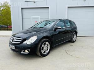 Melns Mercedes-Benz R 320 2006 Rīga, ar dzinēja tilpumu 3.00 L un nobraukumu 287 tūkst. km par 2500 €, foto  vietnē AUTOMOTO.COM.LV