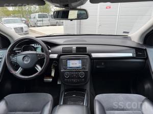 Melns Mercedes-Benz R 320 2006 Rīga, ar dzinēja tilpumu 3.00 L un nobraukumu 287 tūkst. km par 2500 €, foto 7 vietnē AUTOMOTO.COM.LV