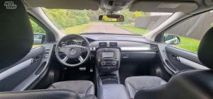Black Mercedes-Benz R 320 2007 in Vilnius, with an engine capacity of 3.00 L and mileage of 320 thousand km for 1999 €, photo 8 on AUTOMOTO.COM.LV